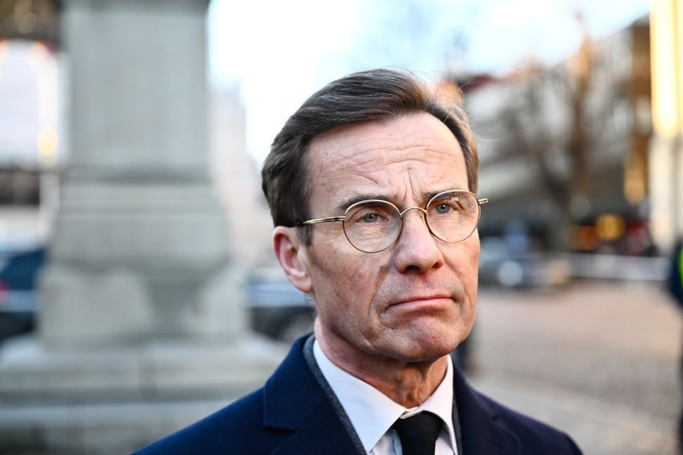 Kristersson bjuder in partiledarna