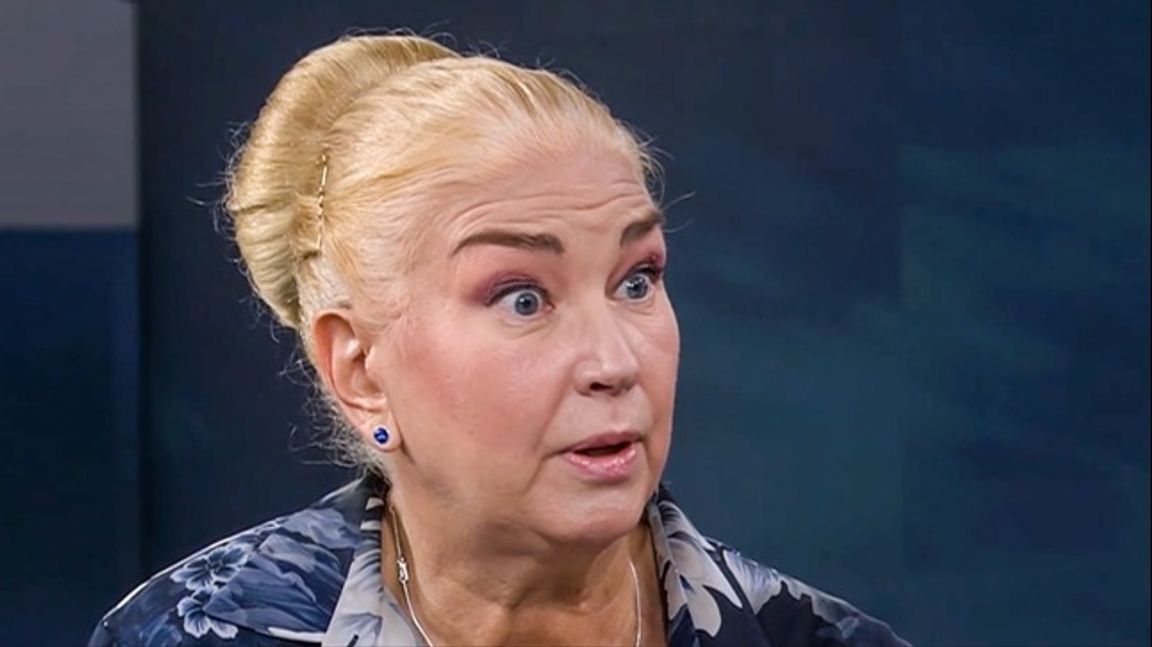 SVT-chefen Eva Beckman sågas efter försvar av Wollter