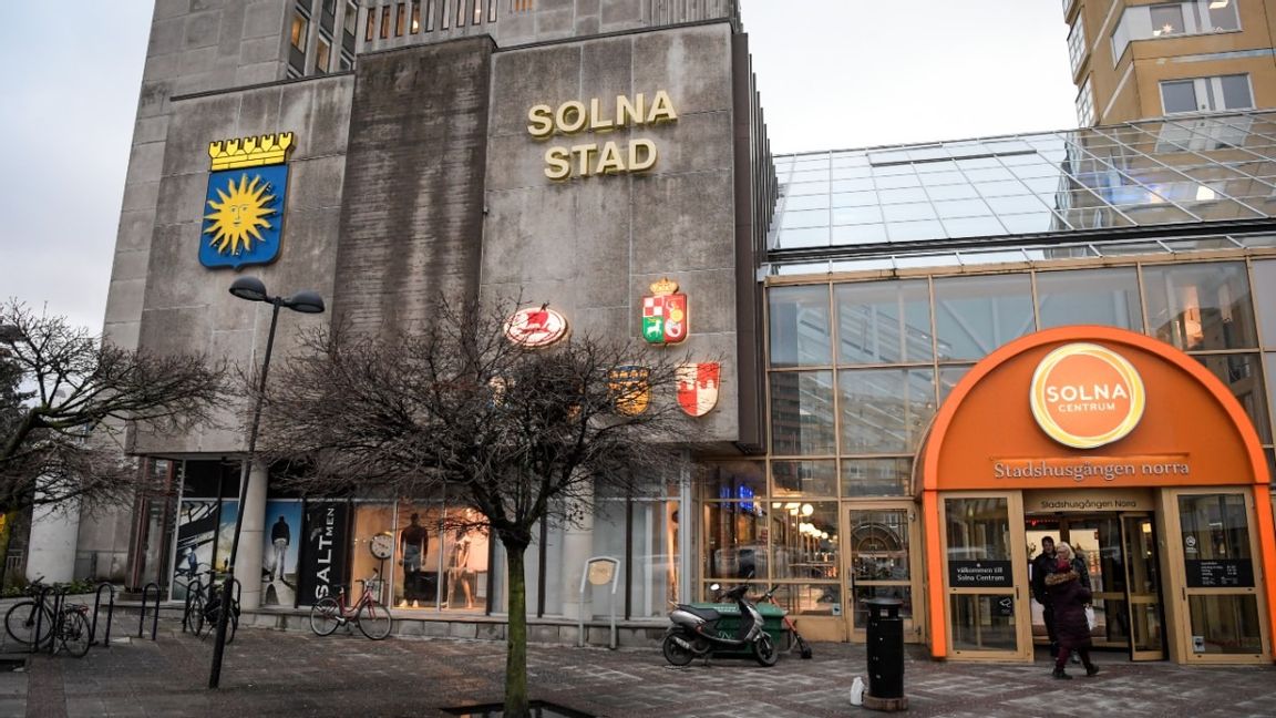 Mördade Siris föräldrar fick nej av Solna stad – för gamla för adoption