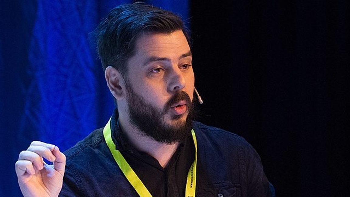 Lindén: Från Torbjörn Larsson till Chang Frick?